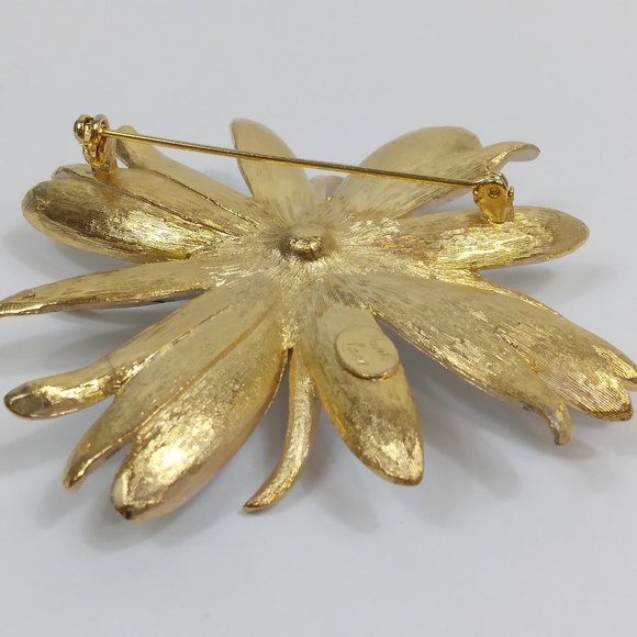 Park Lane | Jewelry | Park Lane Flower Vintage White Enamel Rhinestone ...